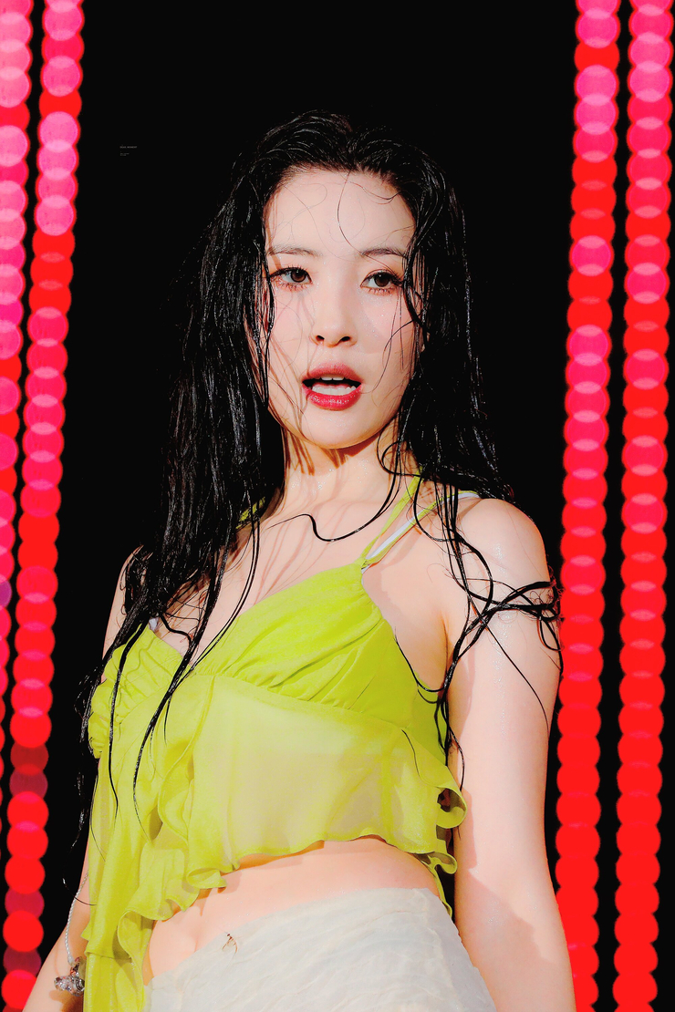 Picture of Lee Sunmi