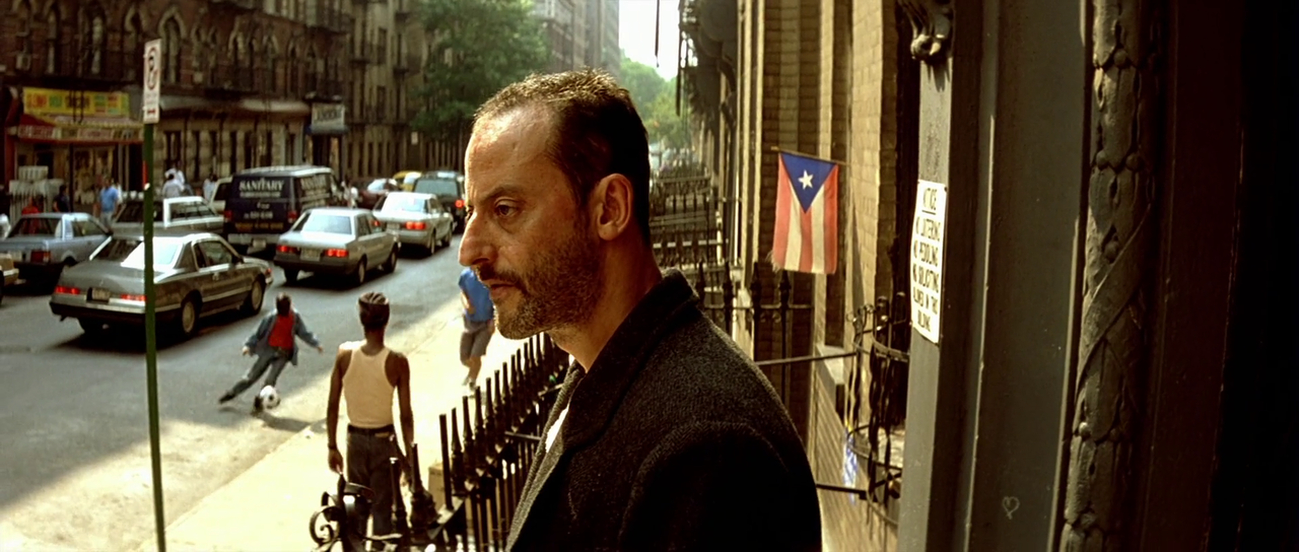 Léon: The Professional image