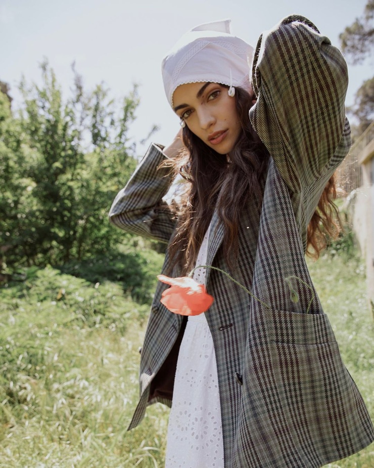 Maria Ripoll I image