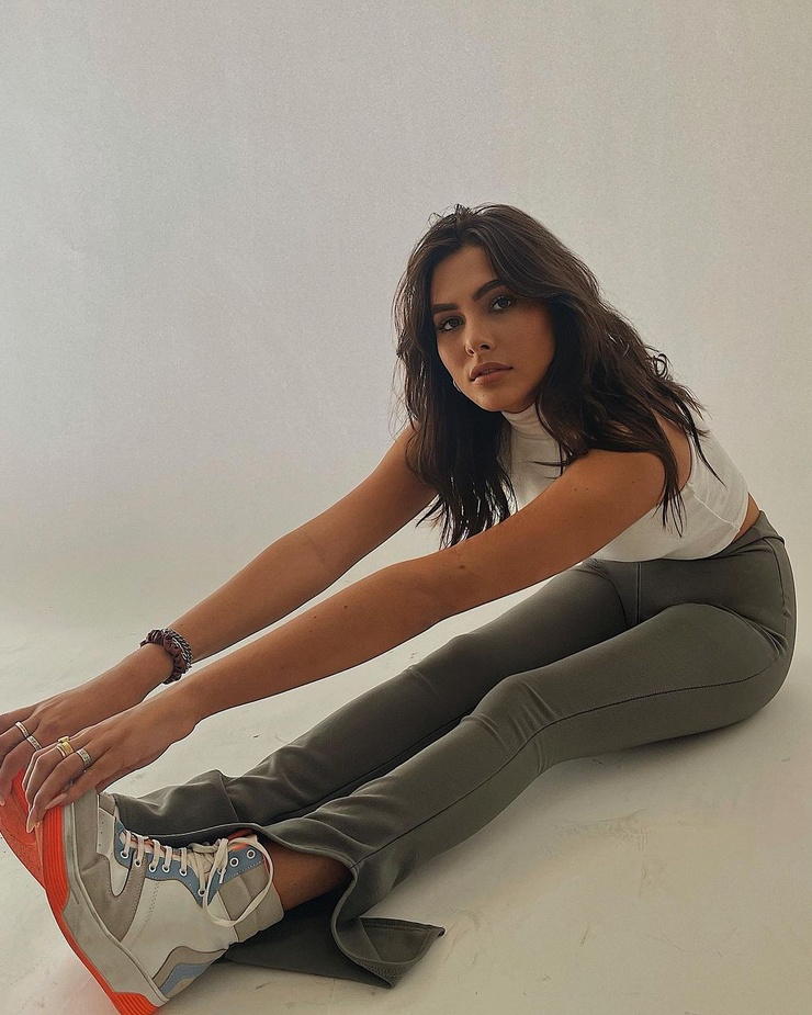 Picture of Lexie Coons