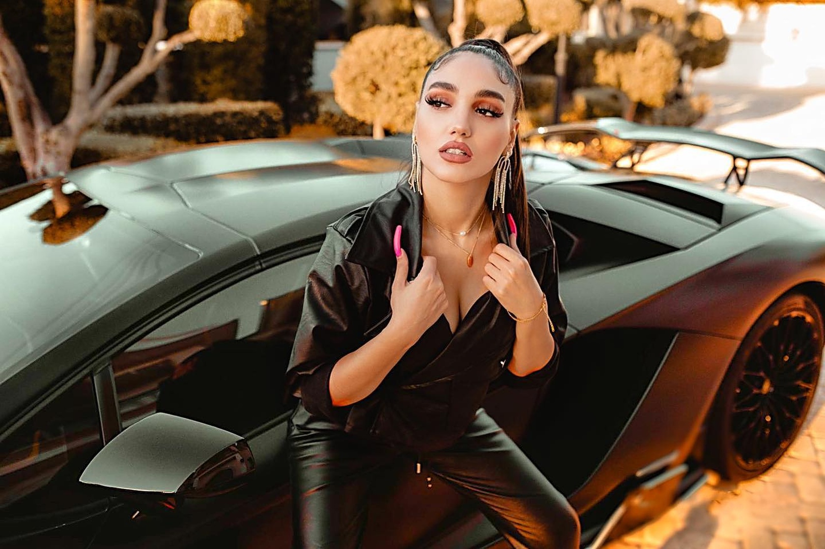 Picture of Stefany Loca