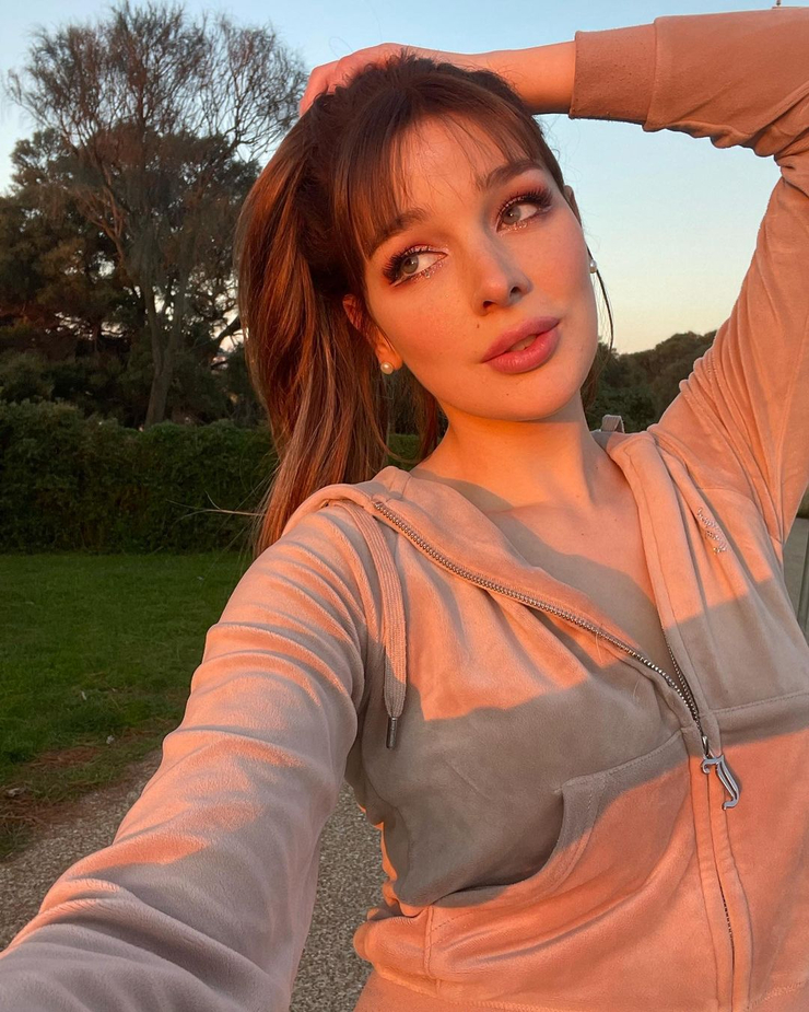 Grace Hyland picture