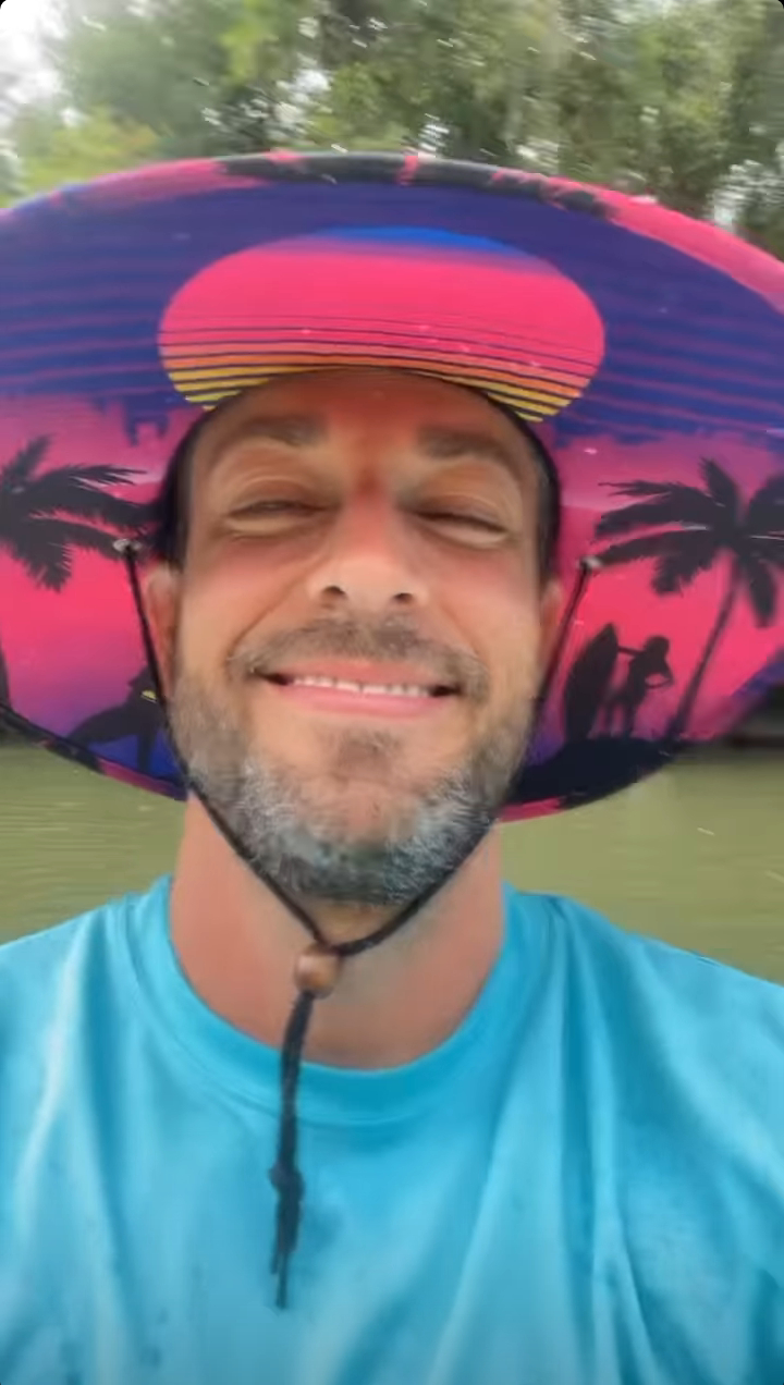 Picture of Zachary Levi