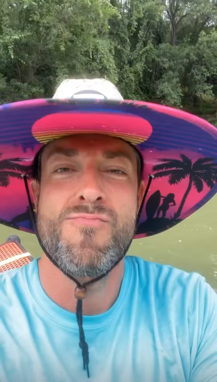 Picture of Zachary Levi