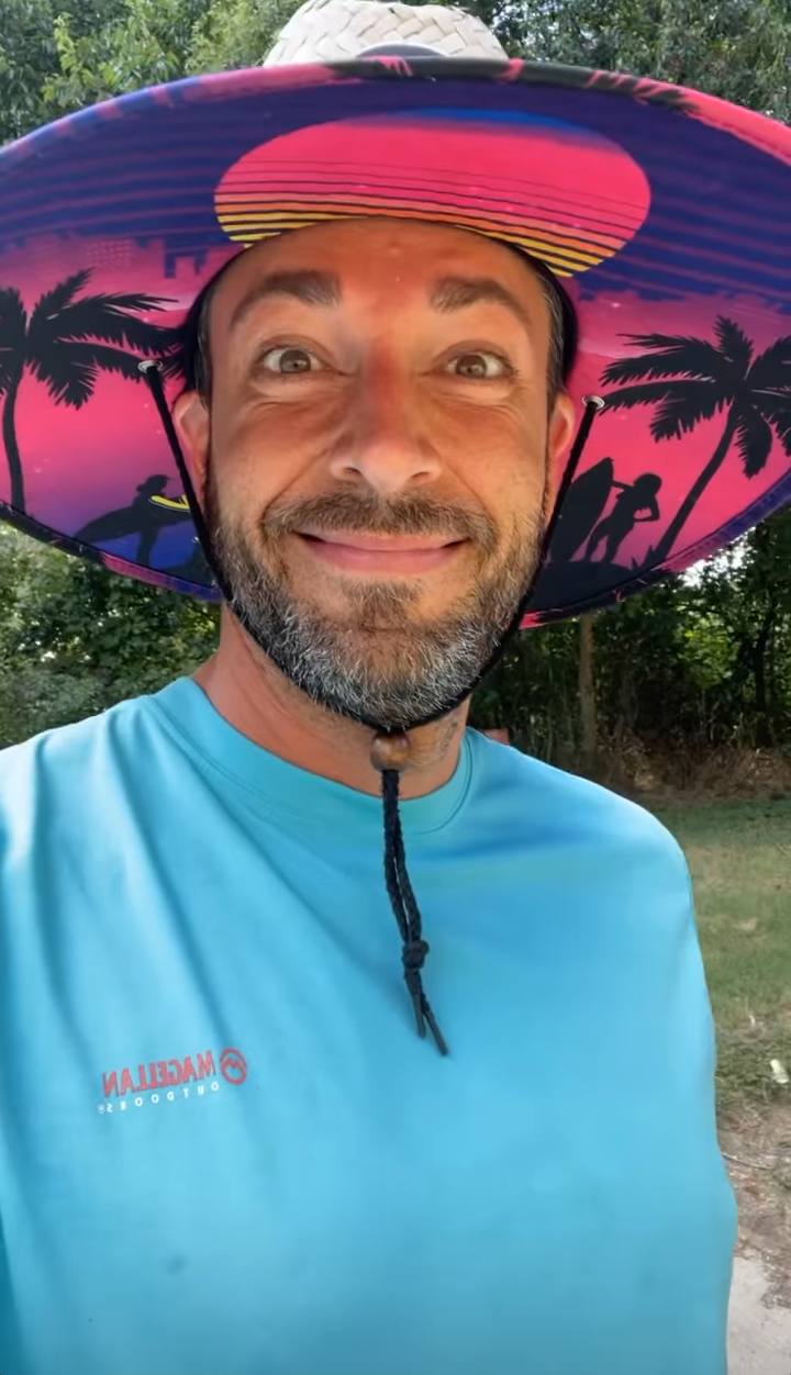 Picture of Zachary Levi