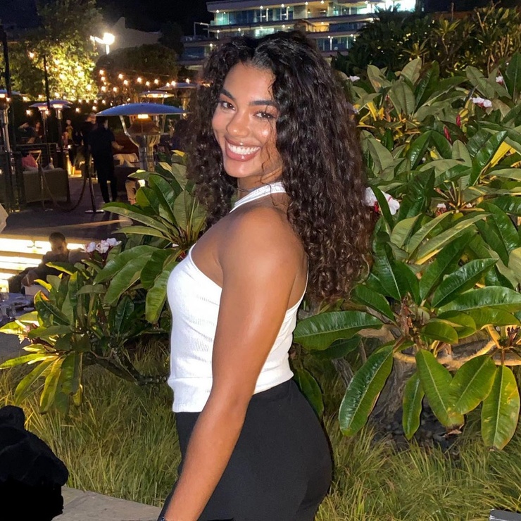 Picture of Nicole Yeargin