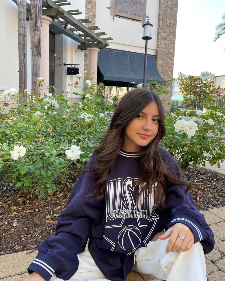 Picture of Elle Paris Legaspi