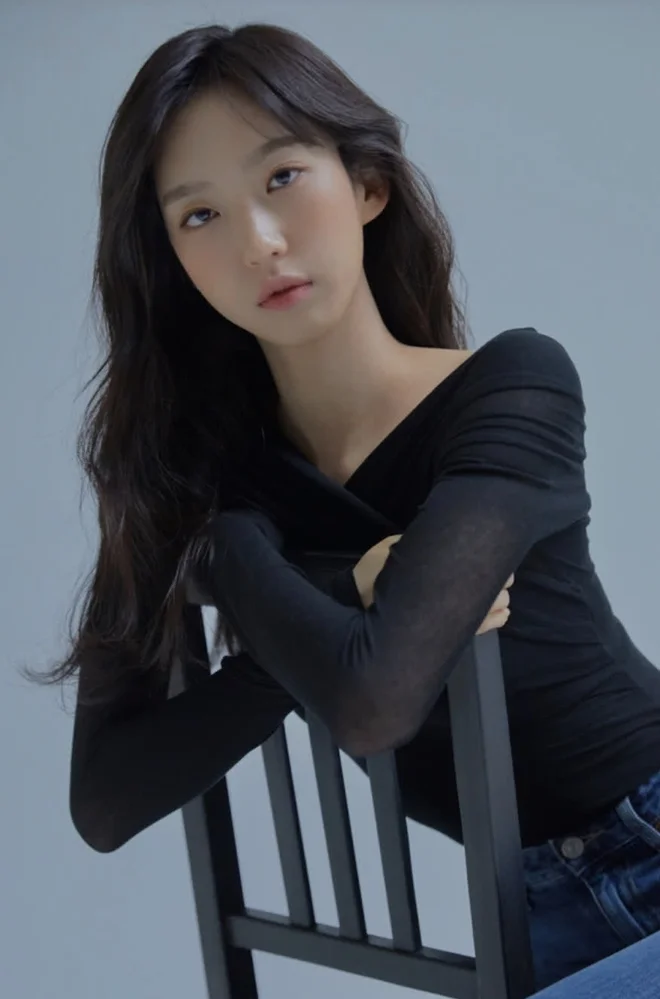 Picture of Han Ji-Hyun