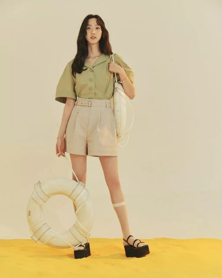 Picture of Han Ji-Hyun