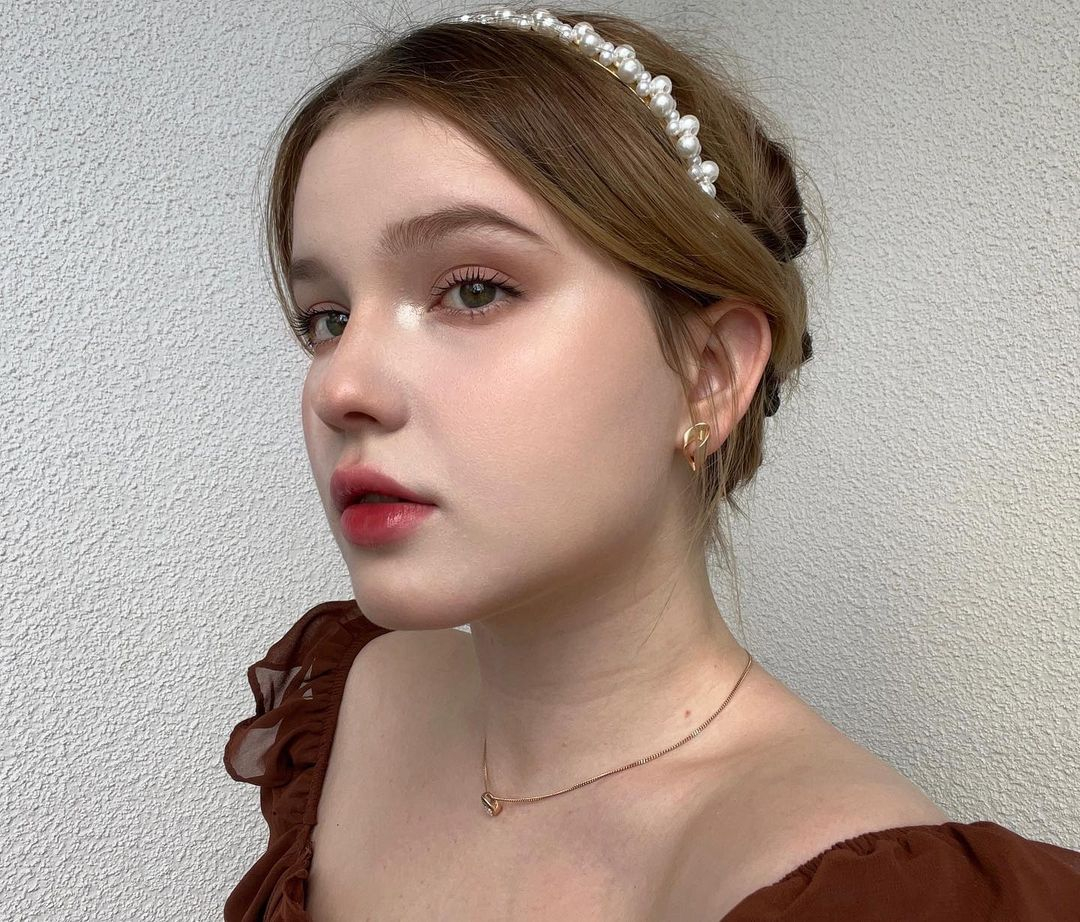 Picture of Anna Pan (Anzai)