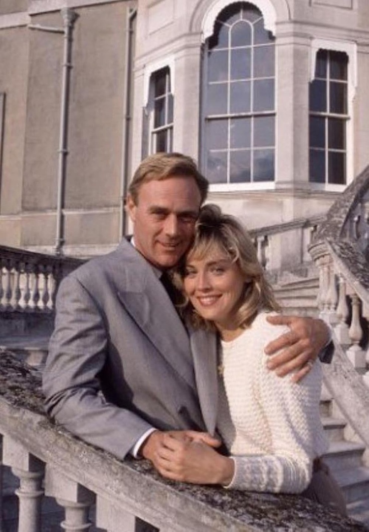 Tears in the Rain image