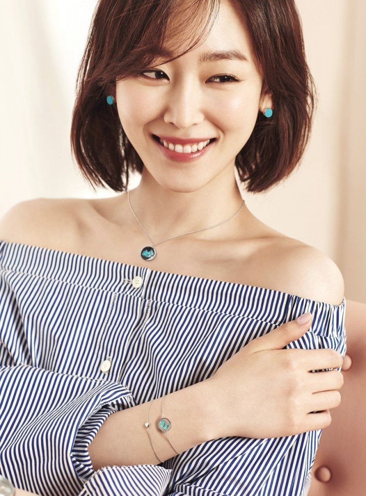 Picture of Hyeon-jin Seo