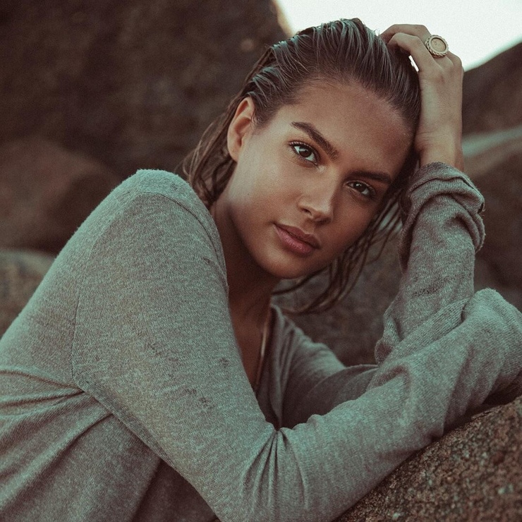 Picture of Isabella Jones