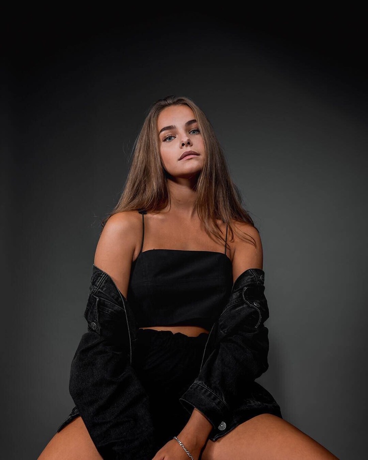 Picture of Laura Lind II