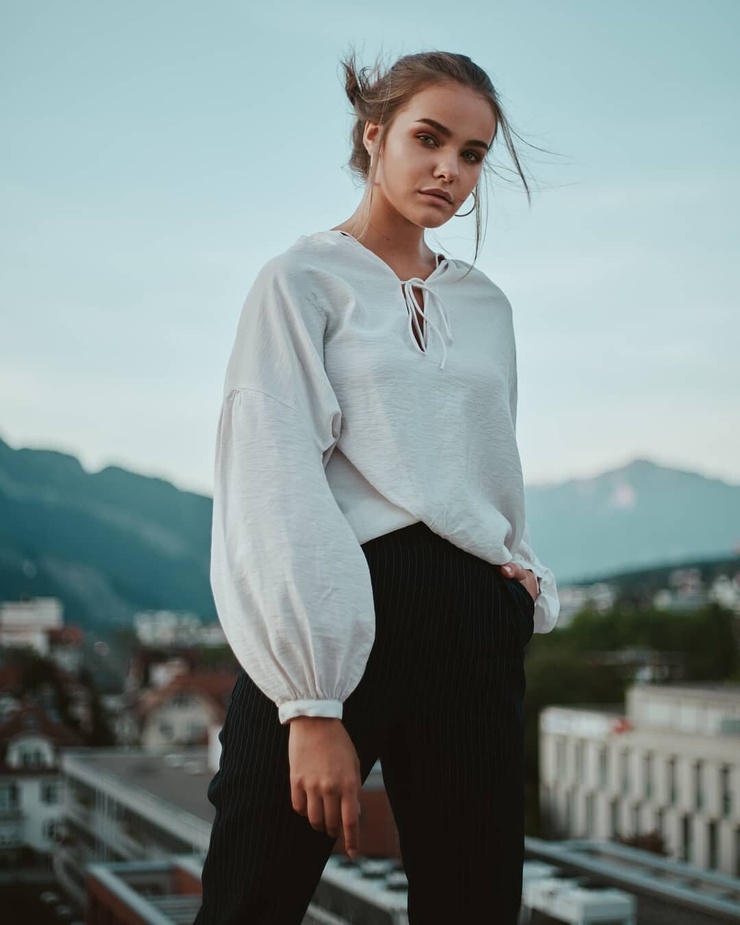 Picture of Laura Lind II