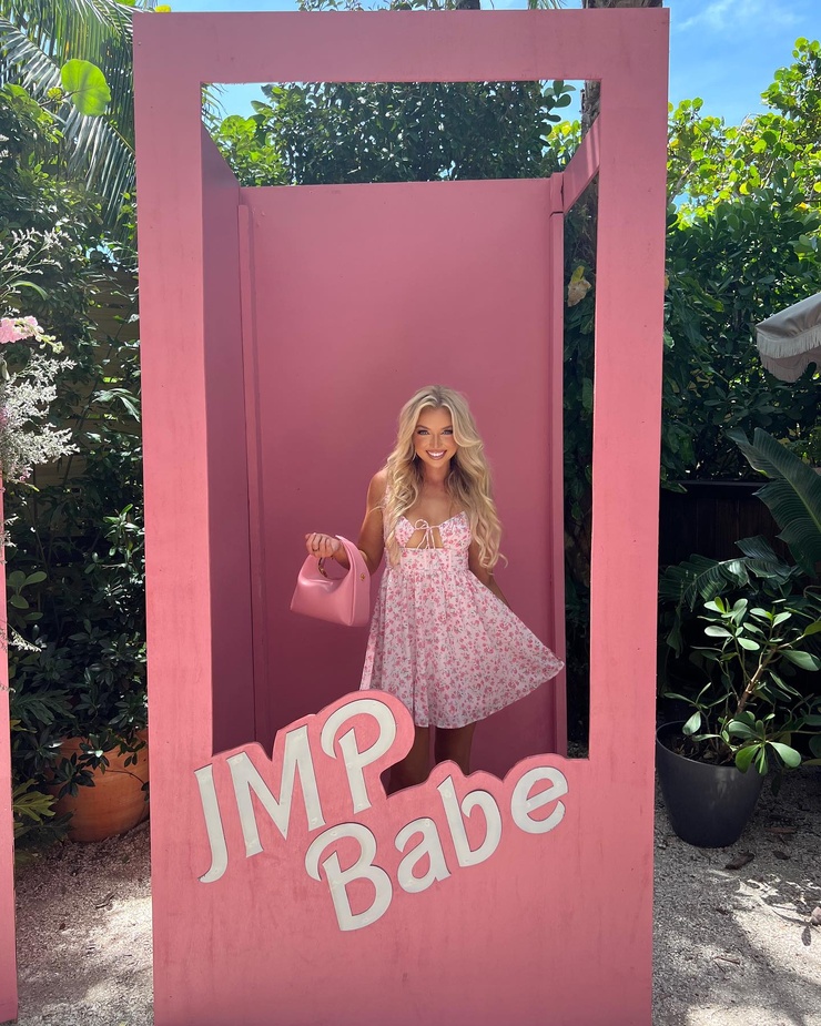 Picture of Alison Kay Bowles