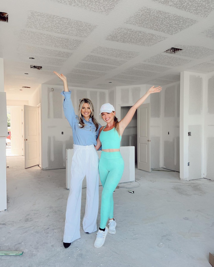 Alison Kay Bowles image