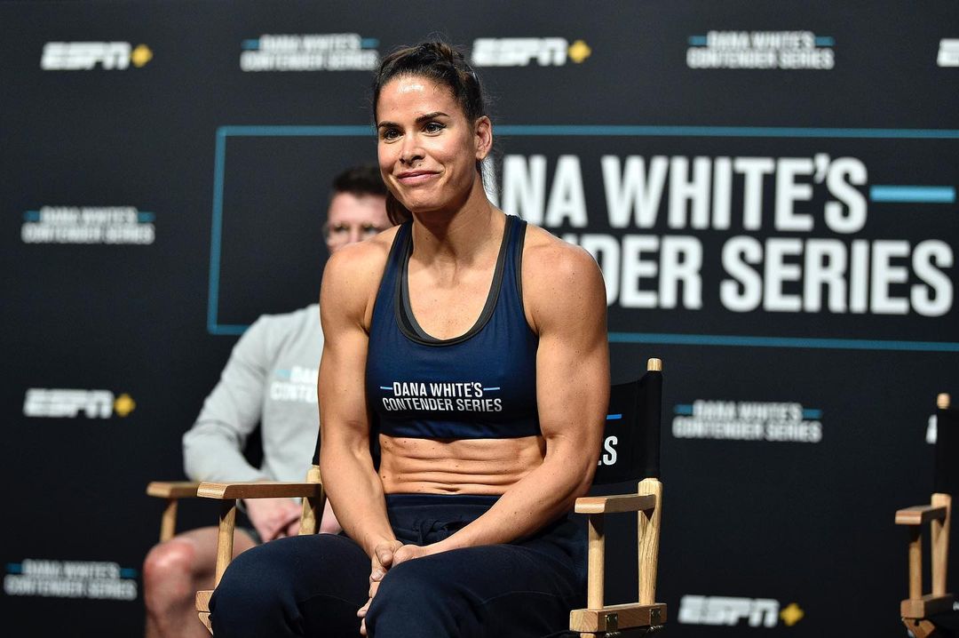 Picture of Danyelle Wolf