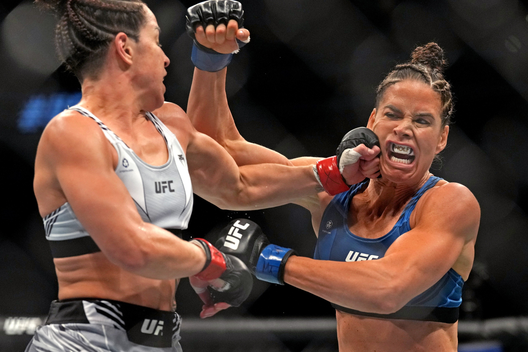 Picture of Danyelle Wolf