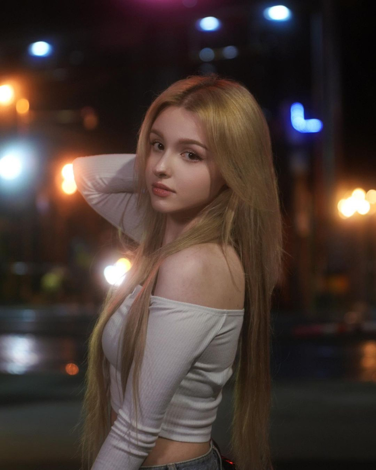 Image of Elina Karimova