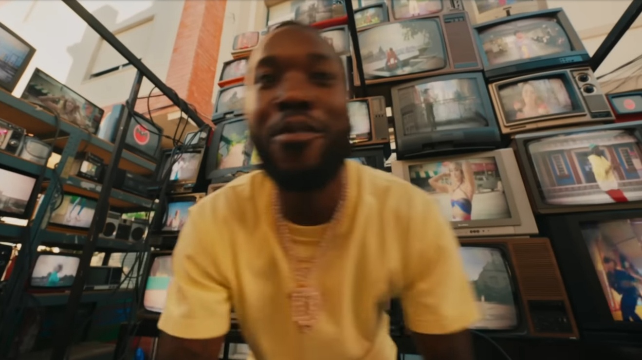 Picture of Leslie Grace & Meek Mill Boi-1da: Conga