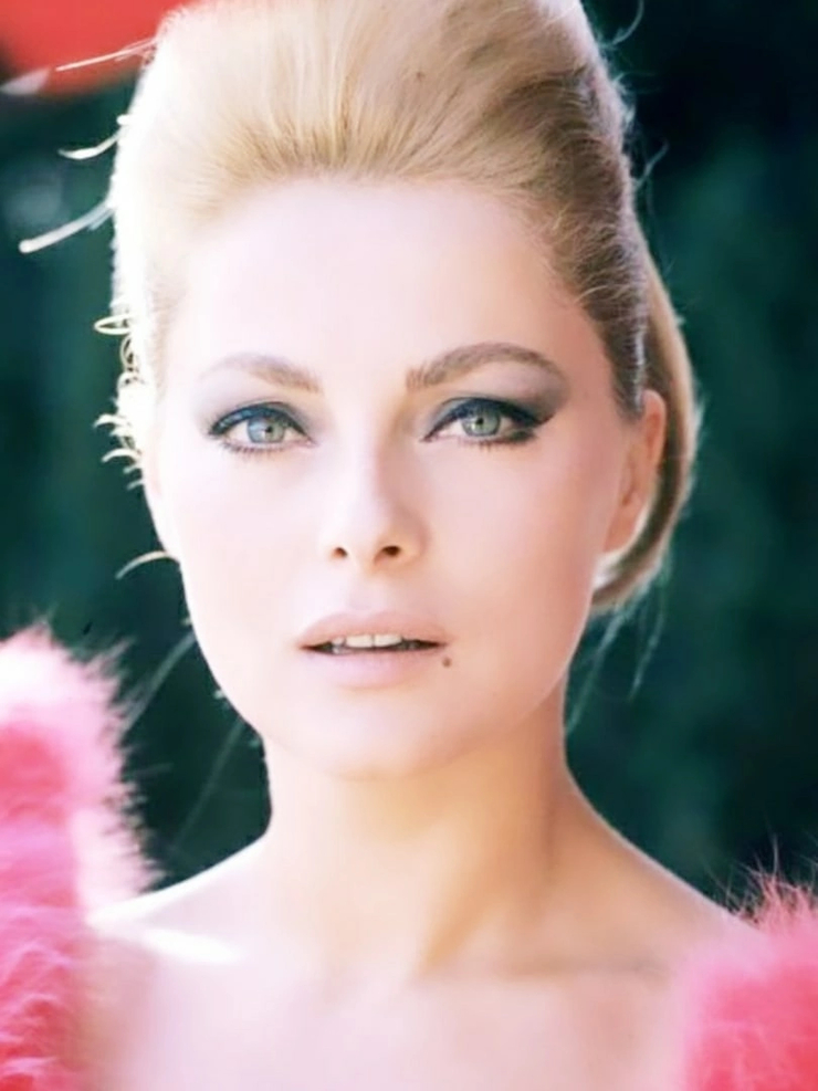 Virna Lisi image