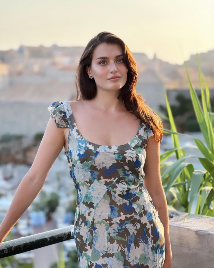 Picture of Jessica Clements