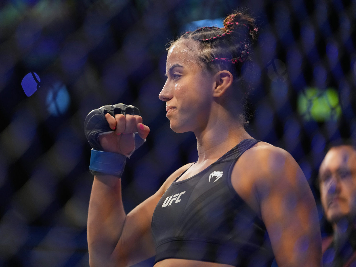 Picture of Maycee Barber