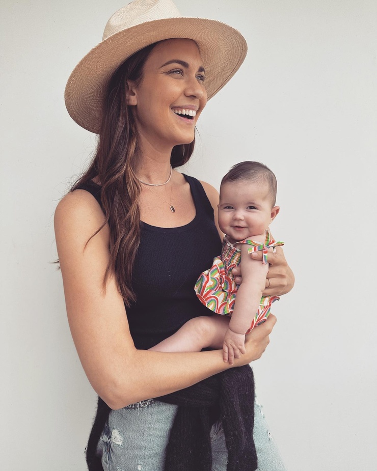 Picture of Odette Annable