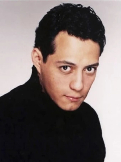 Image of Andrés Couturier