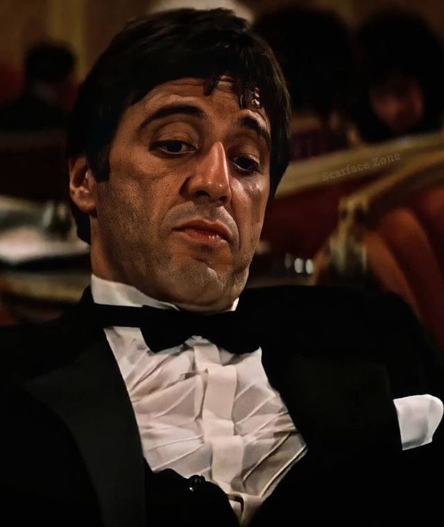 Picture Of Al Pacino as Tony Montana in Scarface Z