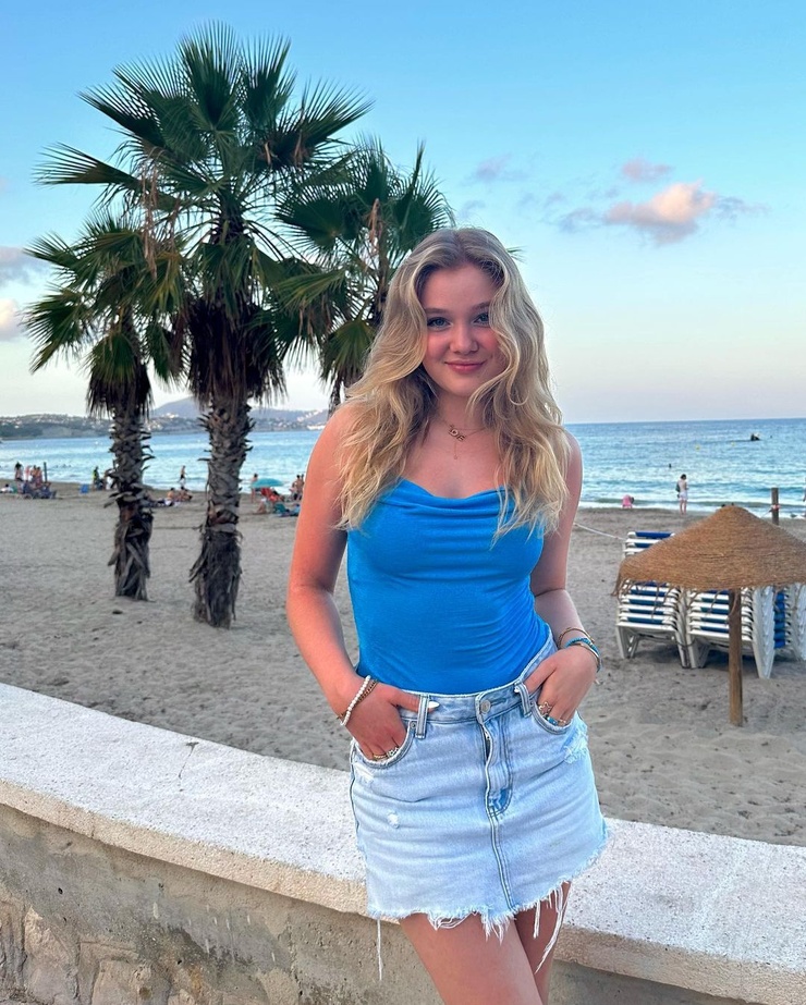 Picture of Chiara Tews