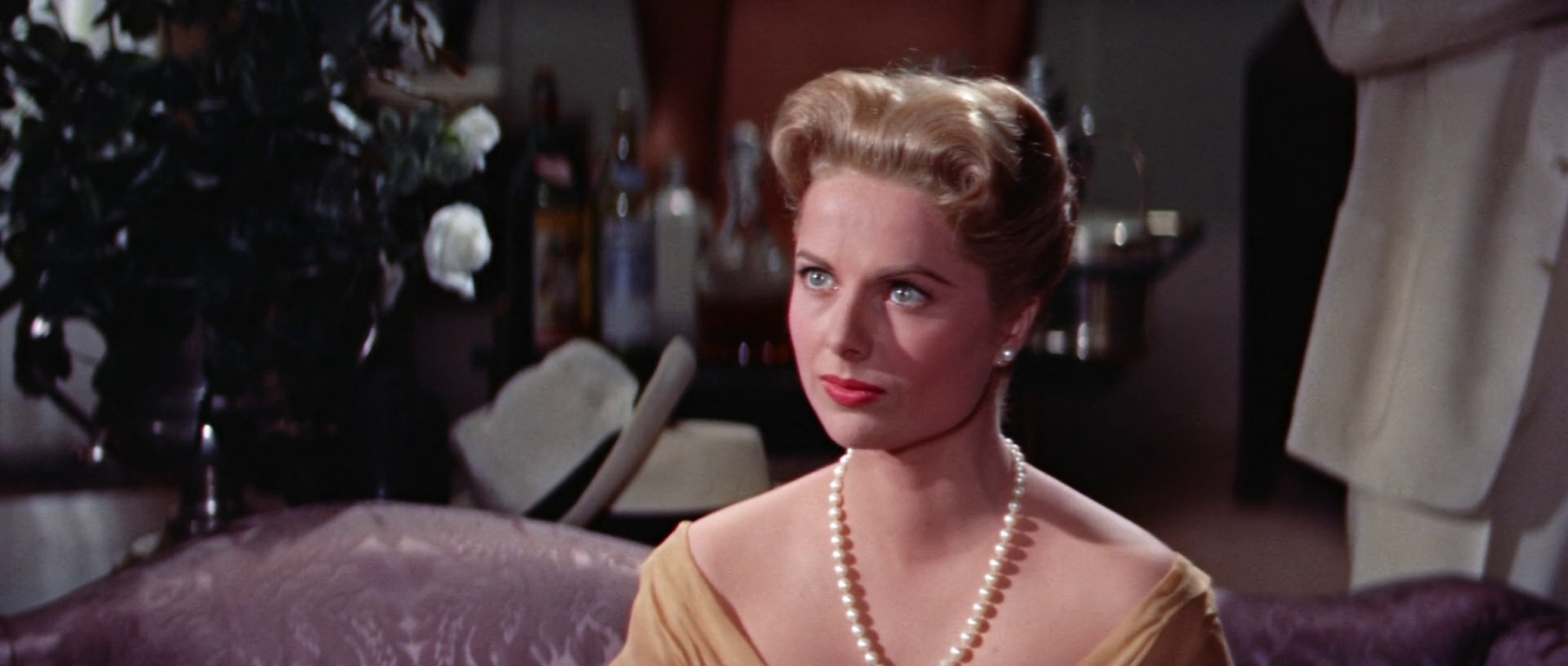 Martha Hyer