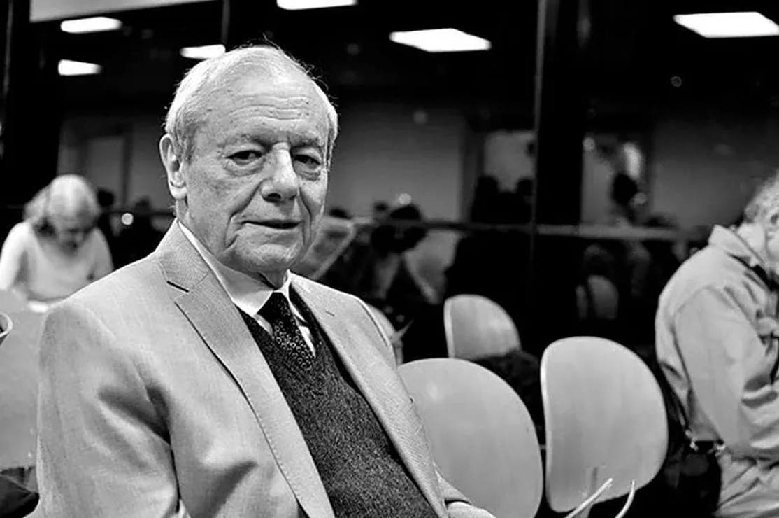 Picture of John Simon