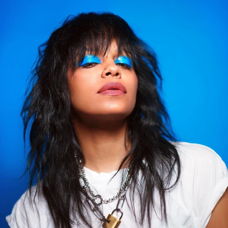 Picture of Fefe Dobson