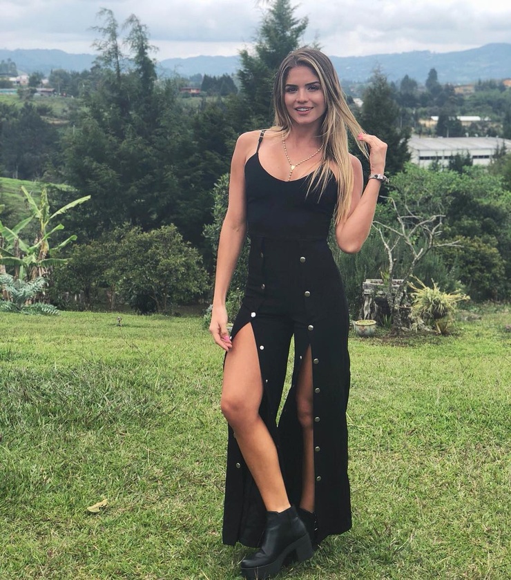 Image of VALERIA DUQUE