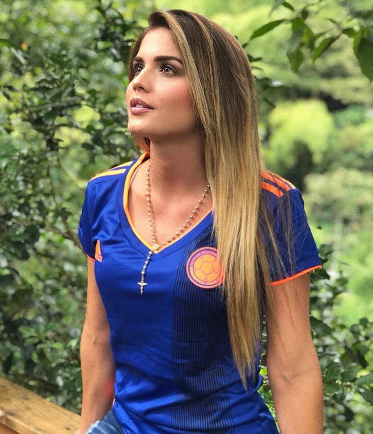 VALERIA DUQUE image