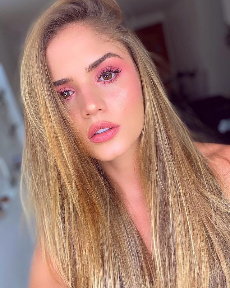 VALERIA DUQUE picture