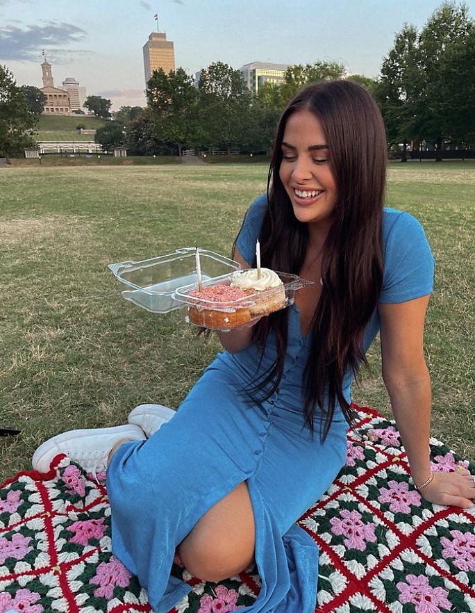 Picture of Alayna Epstein