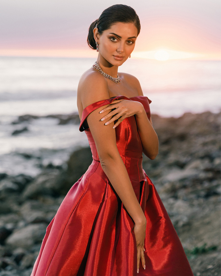 Mahlagha Jaberi 'Arabian Moda Magazine' Photoshoot