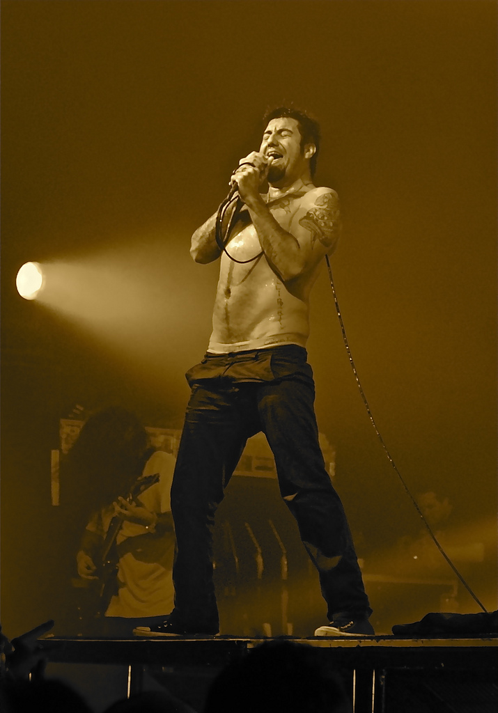 Picture of Chino Moreno