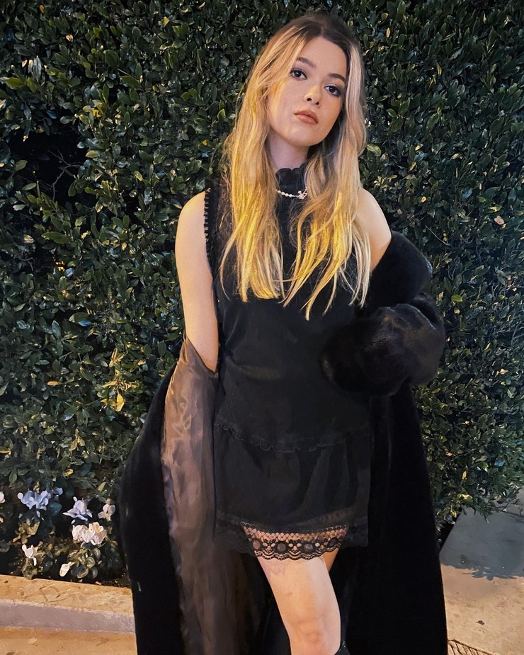 Picture of Nikki Hahn