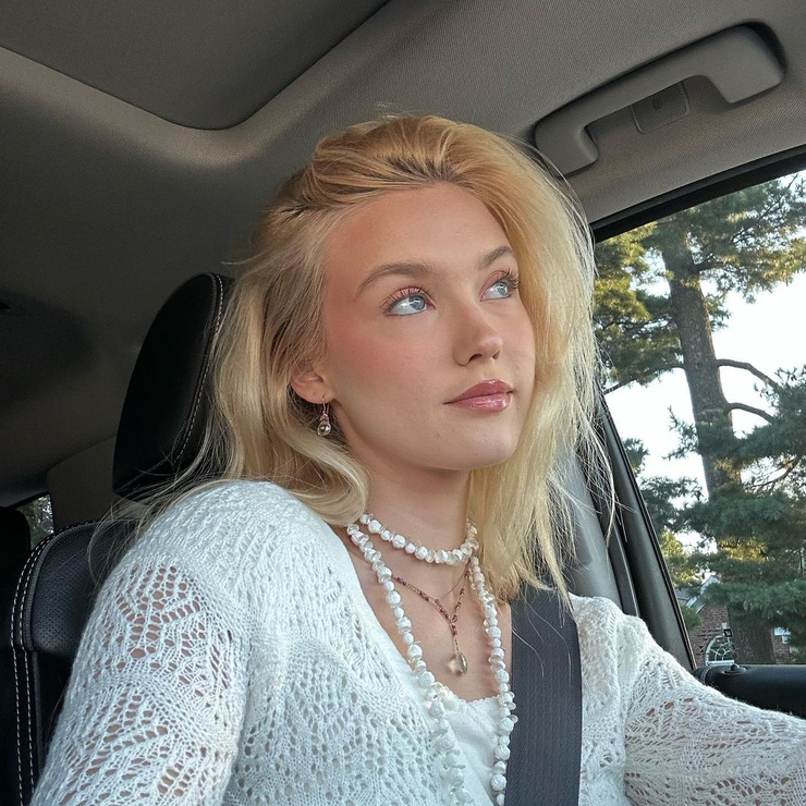 Picture of Chloe Rose Robertson