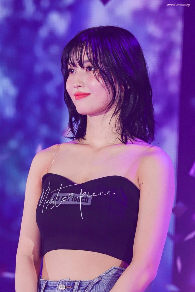 Hirai Momo image