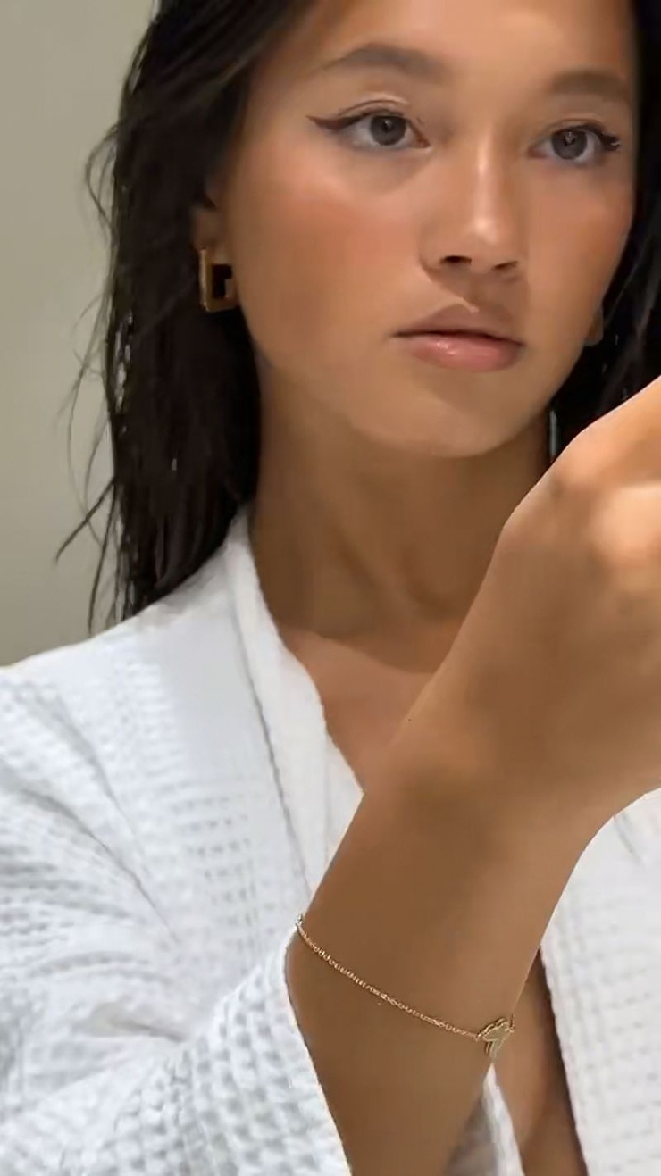 Picture of Lily Chee