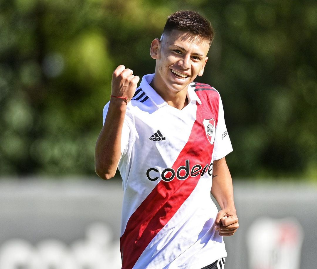 Picture of Claudio Echeverri