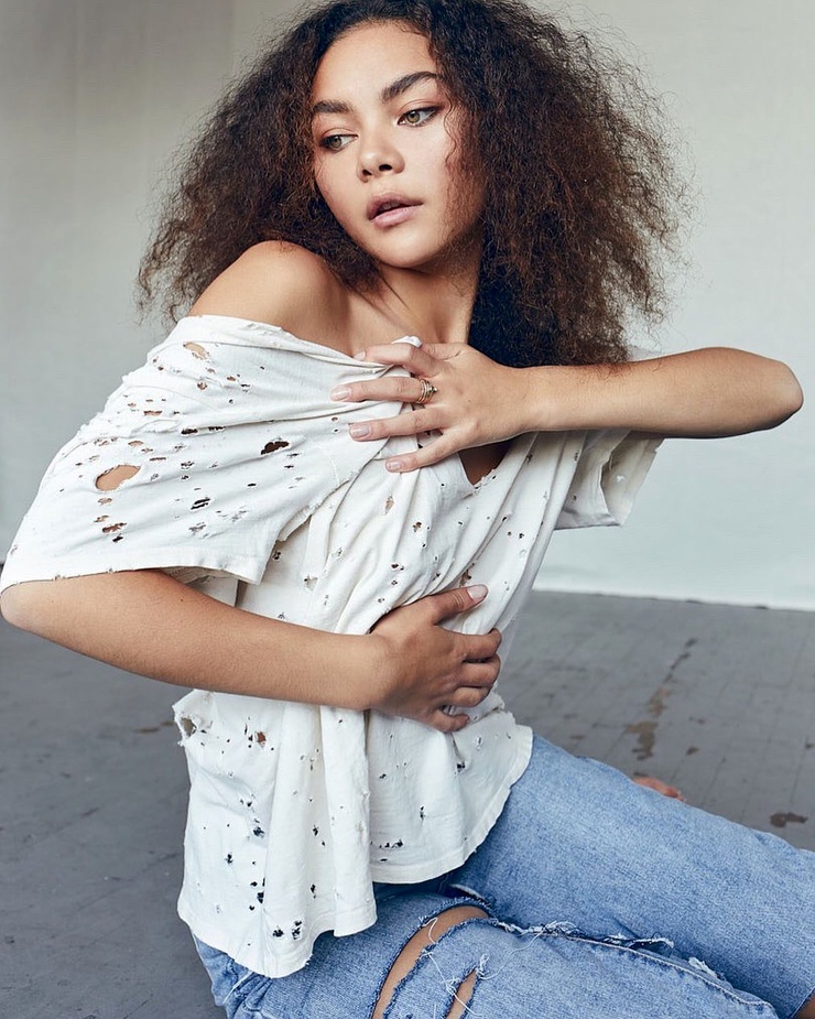 Image of hailey long