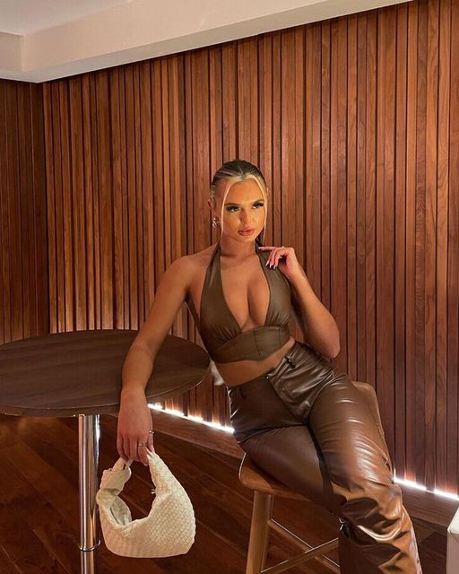 Emily Jade Bell image