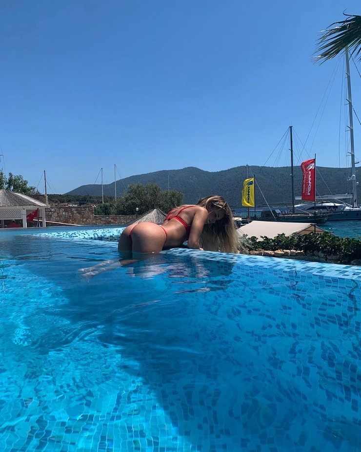 Picture of Moniczka M