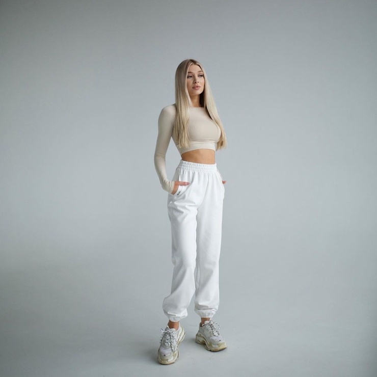 Picture of Angelie Dolly